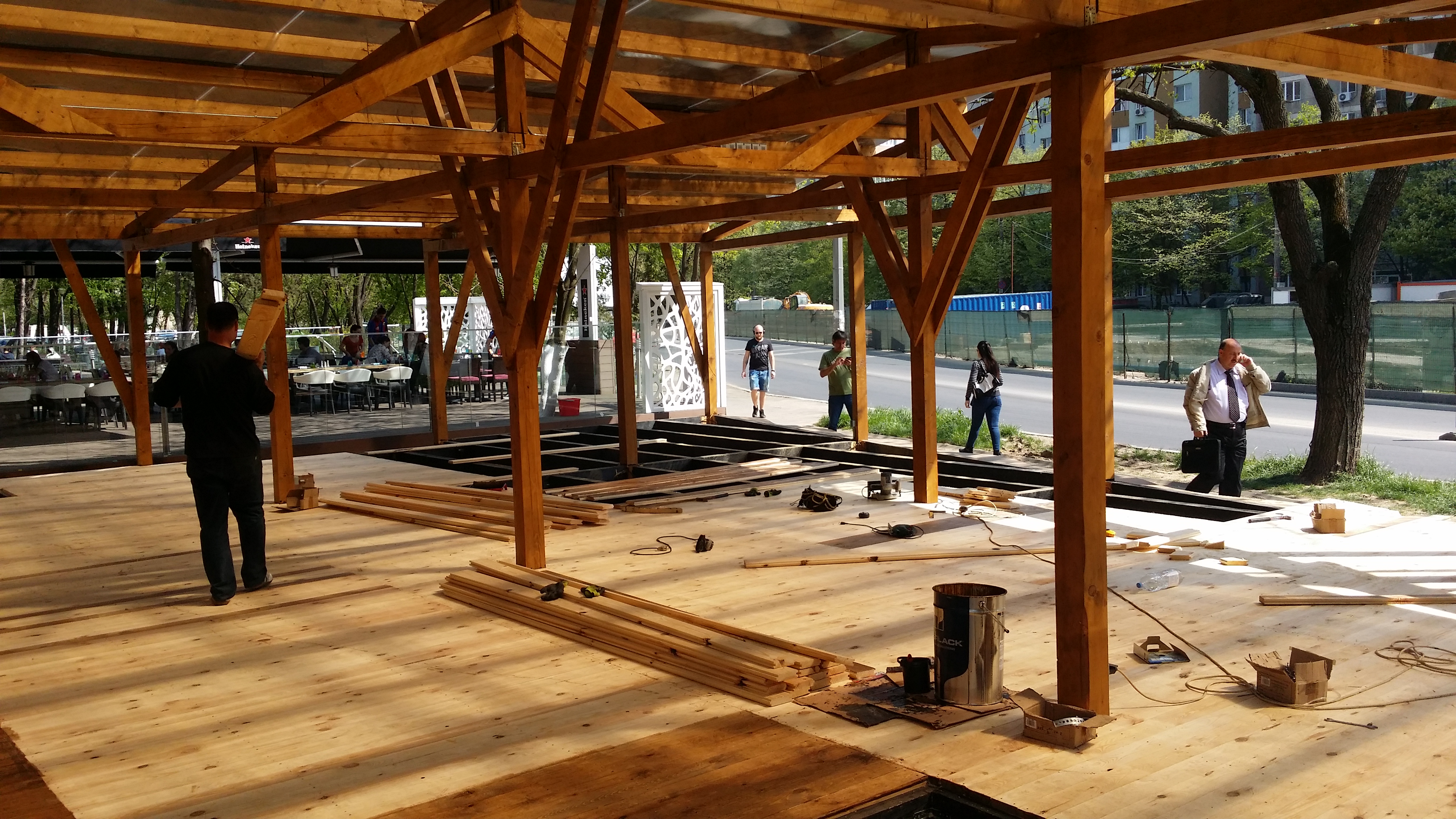 Structuri metalice si lemn