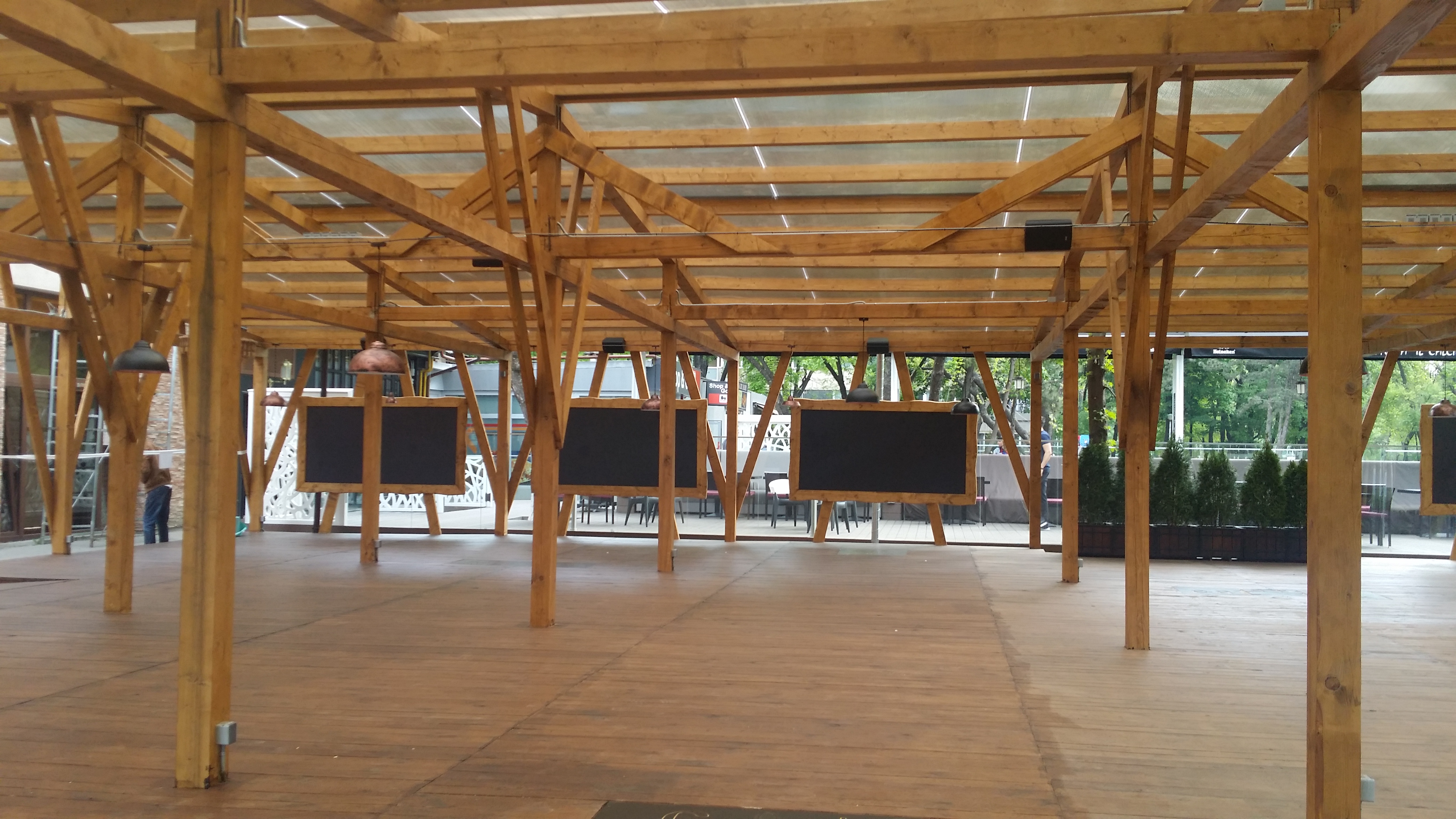 Structuri metalice si lemn